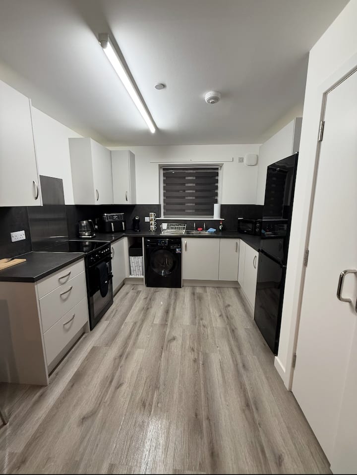 Modern New House - Loch Glass