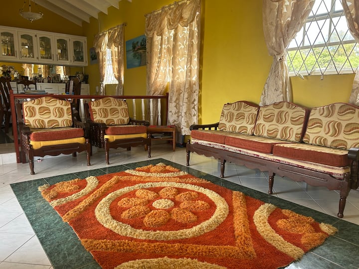 Blossom’s 2br Getaway - Bridgetown