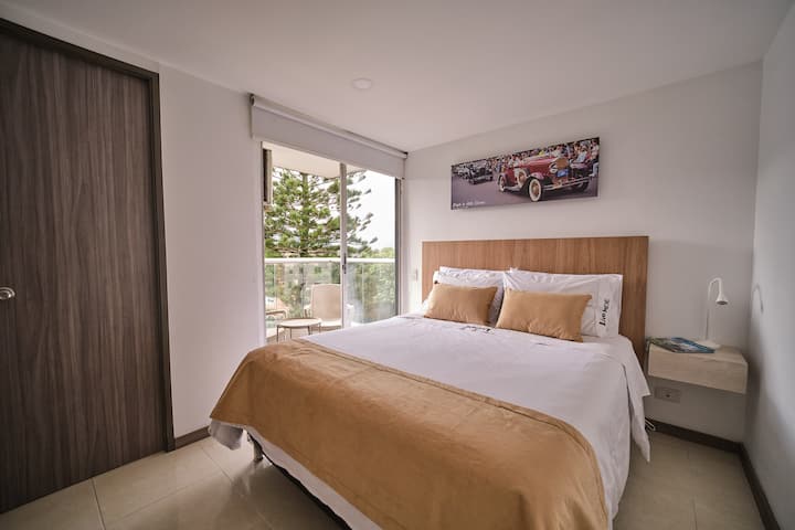 7th F, Air Cond, Poblado Loft, Balcony, Metro - Medellín