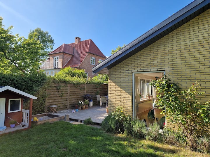 Familievenligt Hus Tæt På Byen Og Grønne Områder - Copenhagen