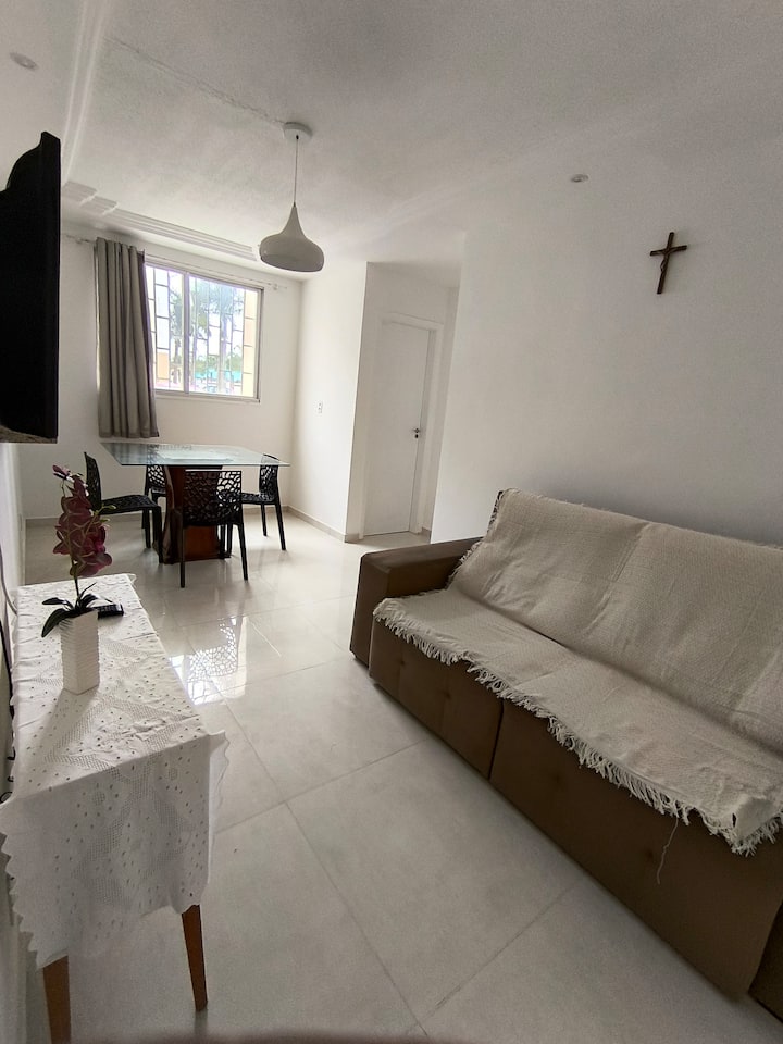 Apartamento No Jóquei Clube - Primeiro Andar. - Campos dos Goytacazes