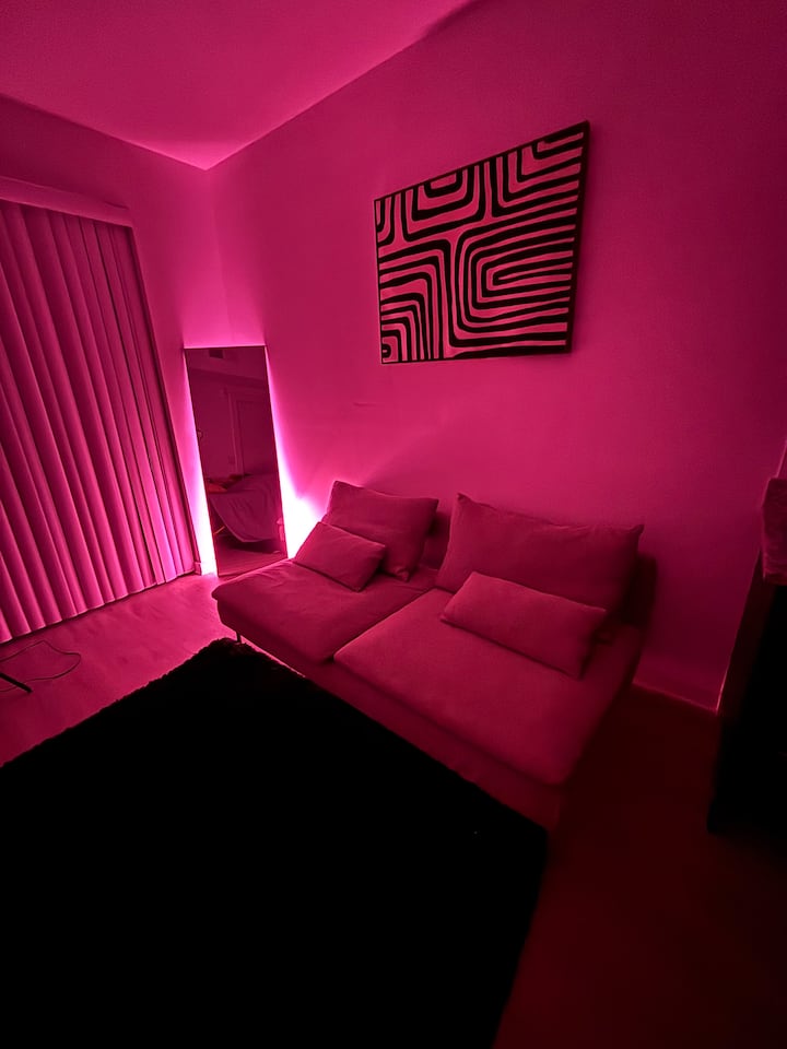 Cozy And Chic Getaway In Douglasville - Douglasville, GA