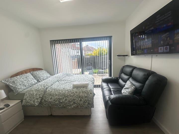 Bxh | (B5) Garden View Double Room (Bexleyheath) - Woolwich