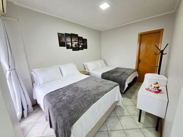 Ap Central/ Ar-cond/ Garagem/200m Do Hc/elevador - Passo Fundo
