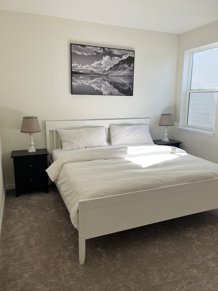 Room With Private Garage & Bath - Castle Rock, CO