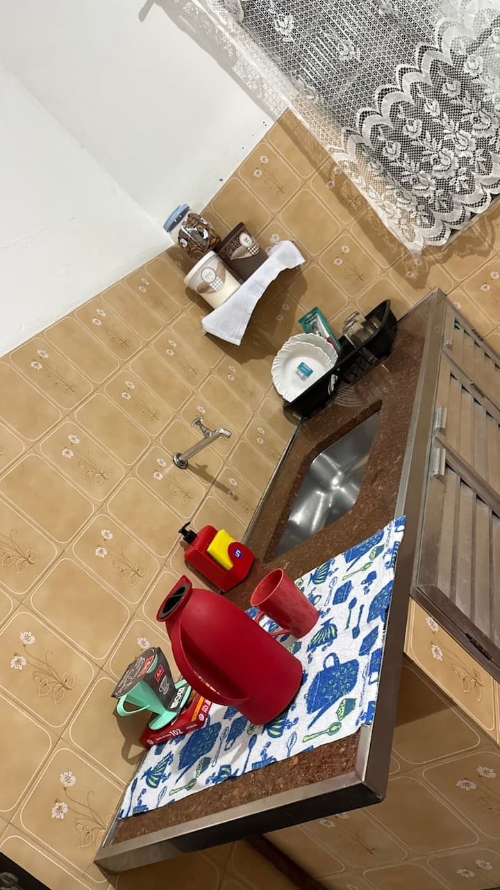 Casa 2 Quartos + Garagem Centro - Pindamonhangaba