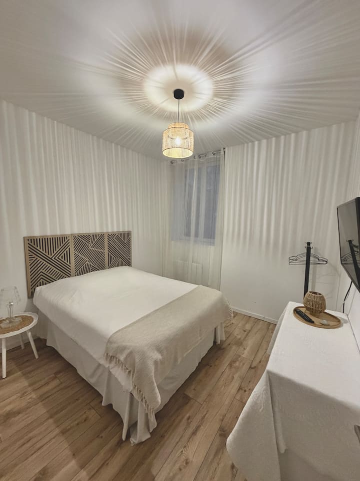 Appartement Lumineux/ Parking Privé - Guéret