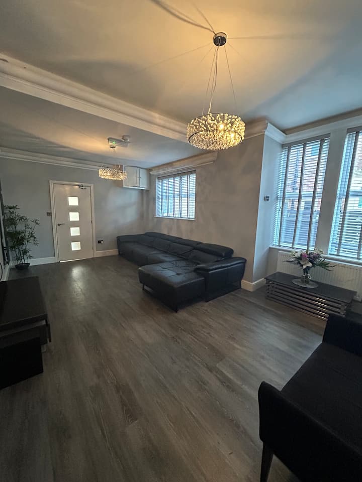 6 Bed Home City Centre Peterborough - Peterborough, Royaume-Uni
