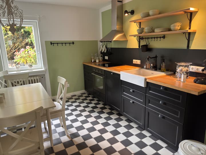 Wohnen Am Waldrand, Zentral Und Ruhig, Terasse - Siegen