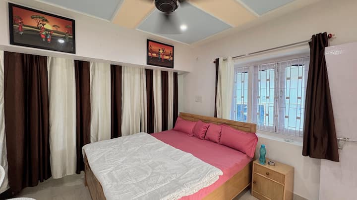 Peaceful Ac Studio With Kitchen & Terrace - Patna