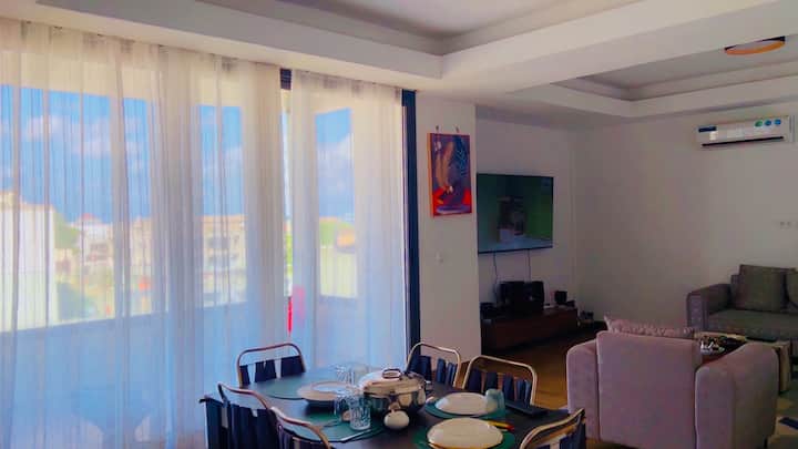 Grand Appartement F5 - Abidjan