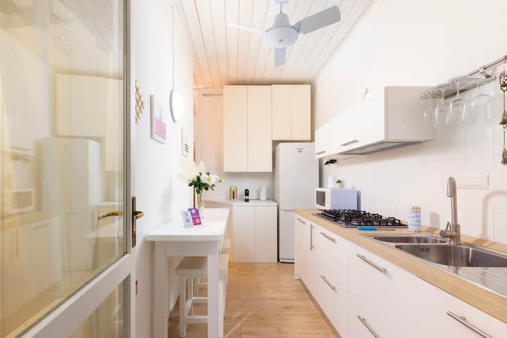 Gracious Cottage - Olbia