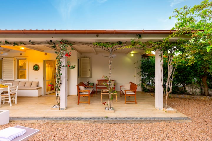 Gracious Cottage - Ólbia