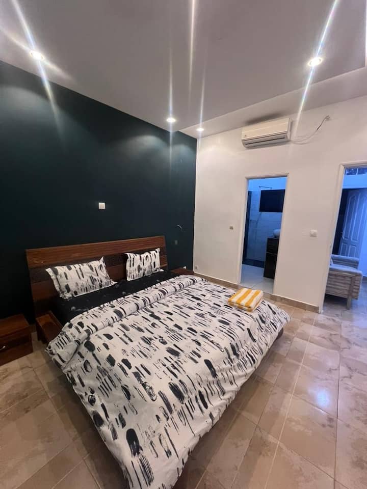 Moderne Et Cosy Studio Vdn Centre De Dakar - Senegal