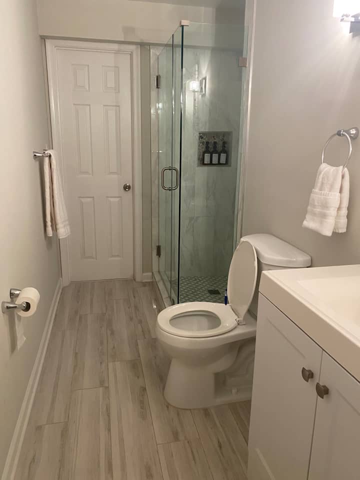 Charming 2br 1ba In Leesburg Va - Leesburg, VA