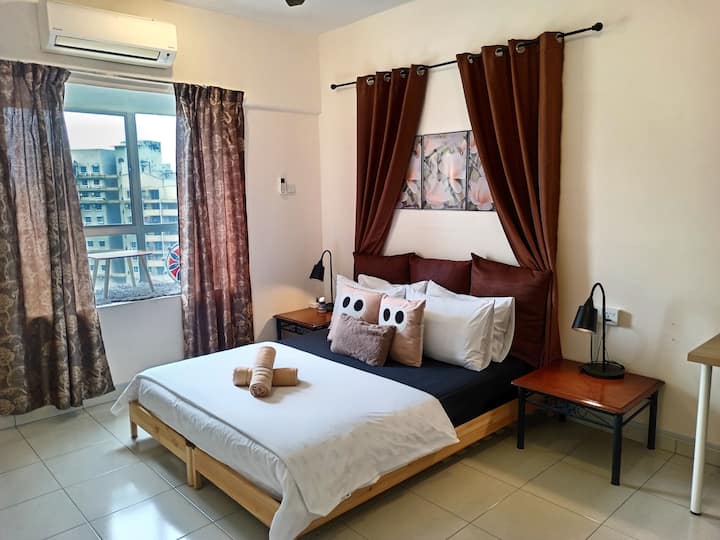 Azure Bayview Apartment | Couple Retreat - Port Dickson