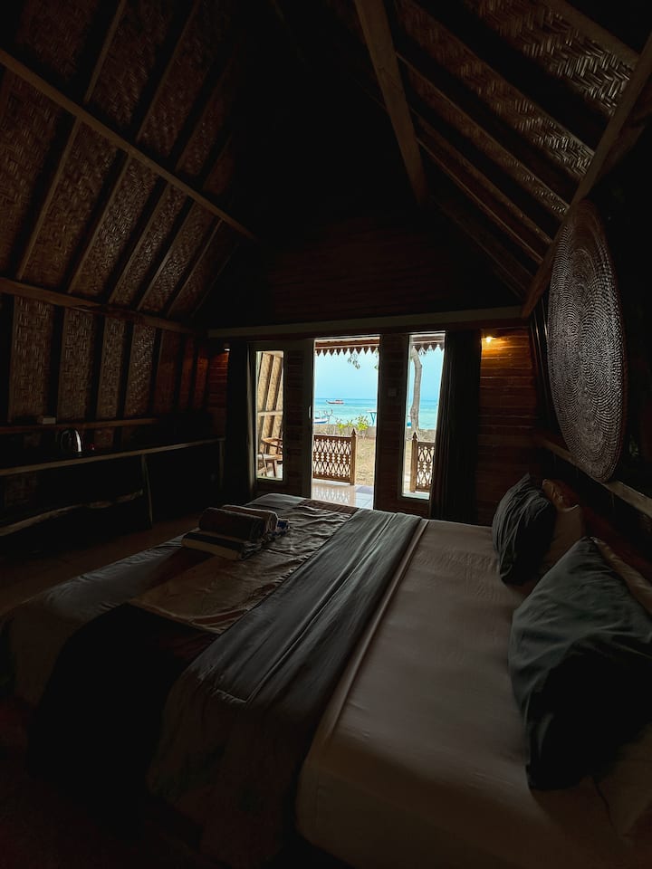 Delux Doubel 2 Kamar 4 Pax Coco Republik - Gili Islands