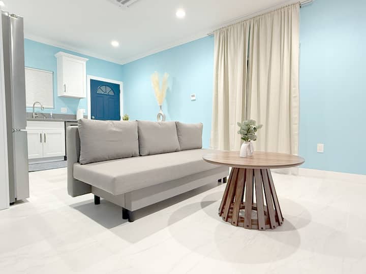 Sleep 9| Oc 2br/2bt Minutes From Disneyland - Buena Park, CA