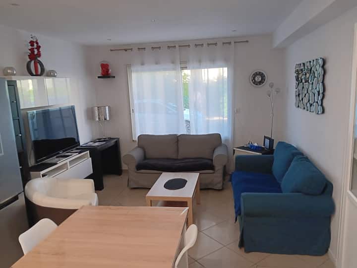 T3 En Rdc Les Lones 
à 100m De La Plage - Six-Fours-les-Plages