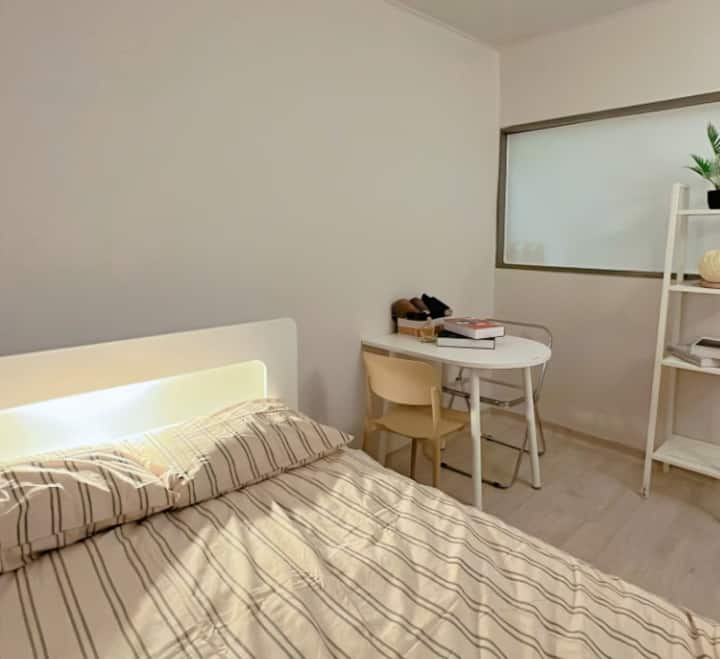 지하철10초/강남15분/3인가능/전용욕실/루프탑 - Séoul