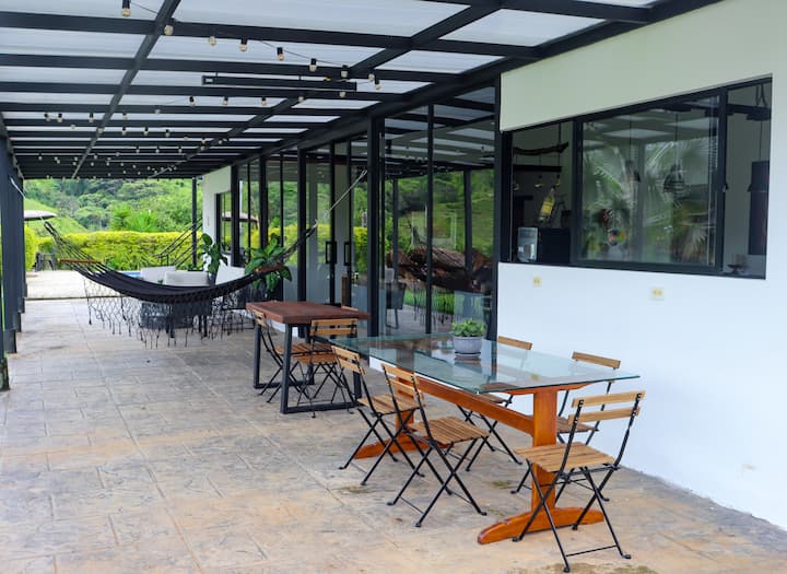Hospedaje Para 4 Reserva Natural Pure San Carlos - San Carlos, Antioquia, Colombia