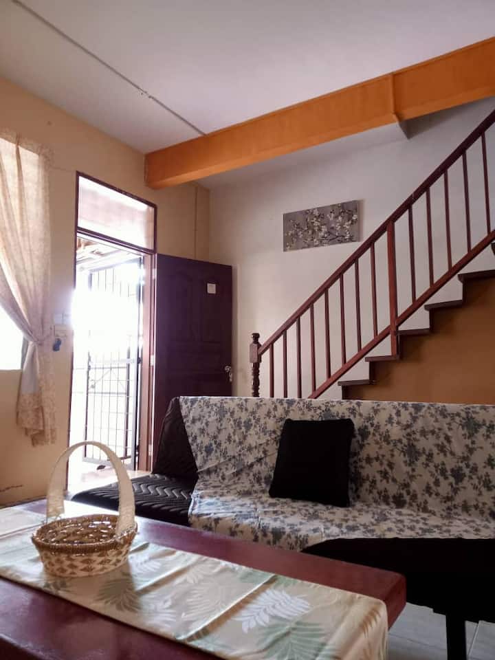 Cozy Family House Near Sandakan Town - Sandakan