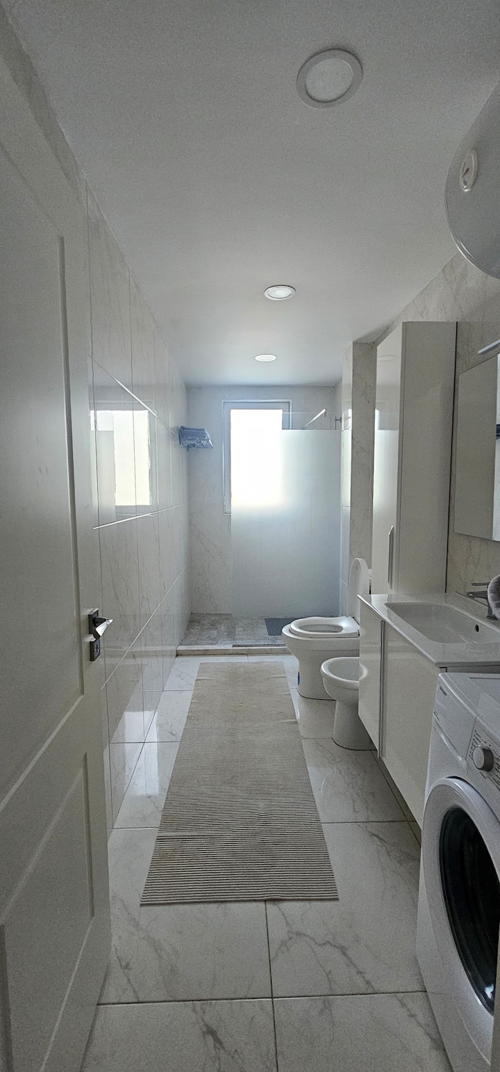 Deluxe Apart. At Grand Blue Fafa - Durrës