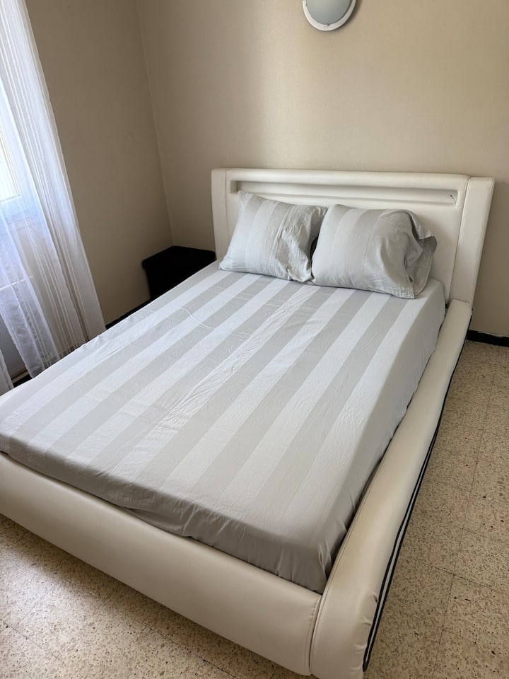 Loue Appartement P3
Chez Severine - Avignon