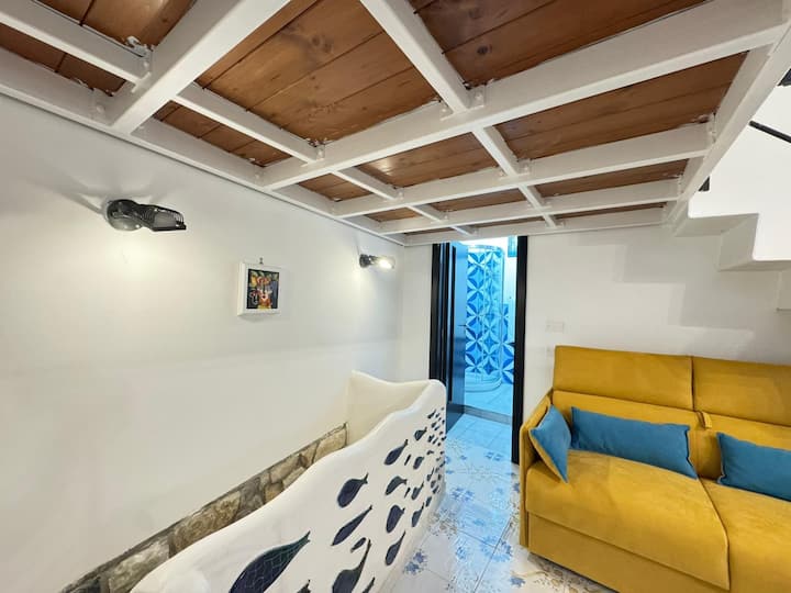 Small Retreat In The Centre With Private Sauna - Vietri sul Mare