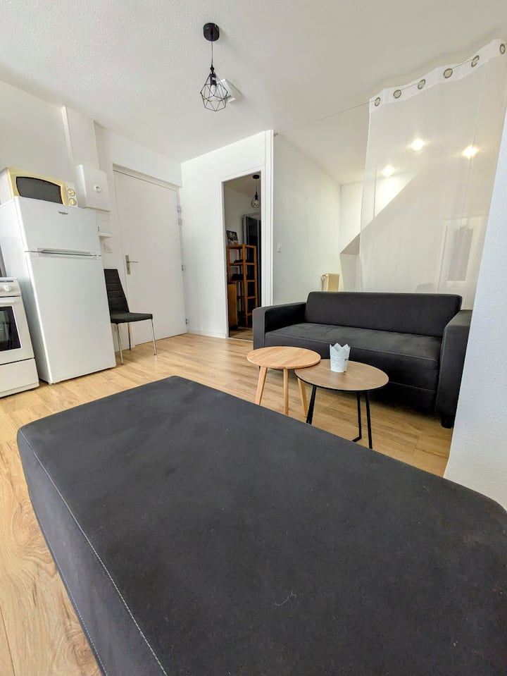 Studio "Sur La Cour" - Poligny