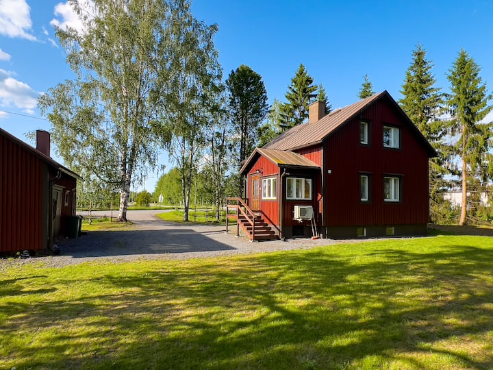 Villa Kulmala - Tunnelmallinen Vintagemajatalo - Kauhava