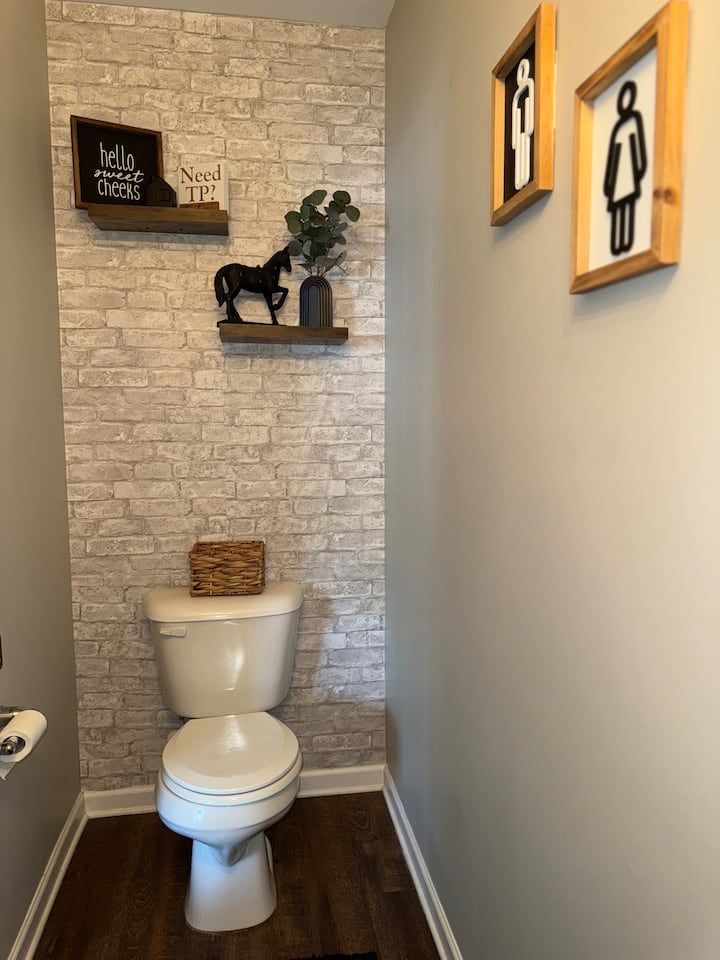 Elevated Stays | Modern + Cozy - Rincon, GA