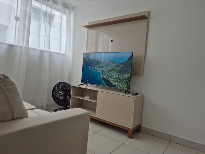 8306- Apt Na  ÁRea Central De Gv - Governador Valadares