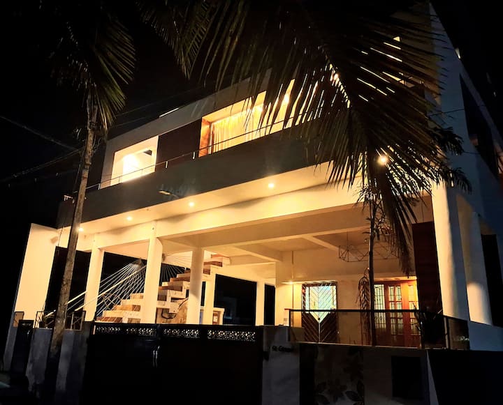 Luxury Fully Furnished 2bhk Ac Flatb @ Kanyakumari - Nagercoil