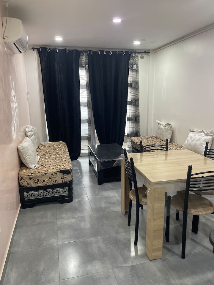 Grand F3 Avec Terrasse - Alger