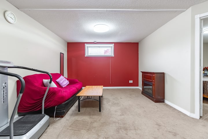 1 Bedroom Full Basement Suite - Saskatoon