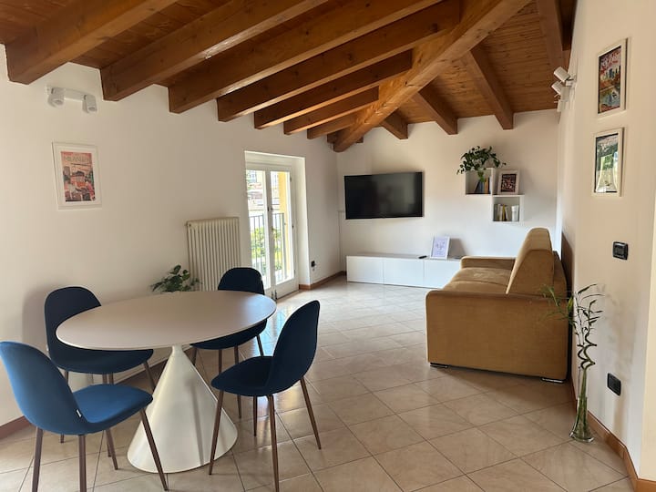 Central Modern Apt With Ac, Elevator & Garage - Mandello del Lario