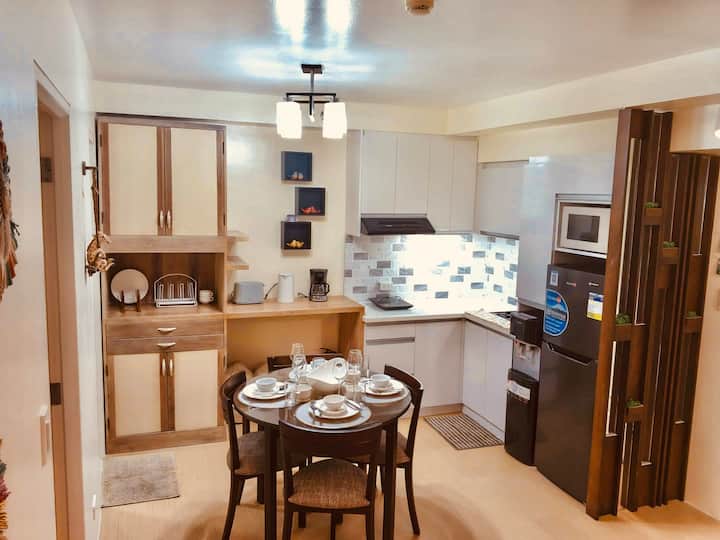 1br It Park Very Near Ayala Malls Central Bloc - Cebu City