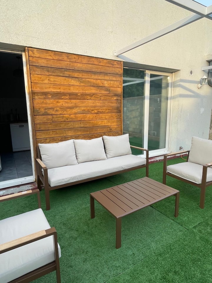 Villa Calme Proche Plage, Avec Piscine - Thuir