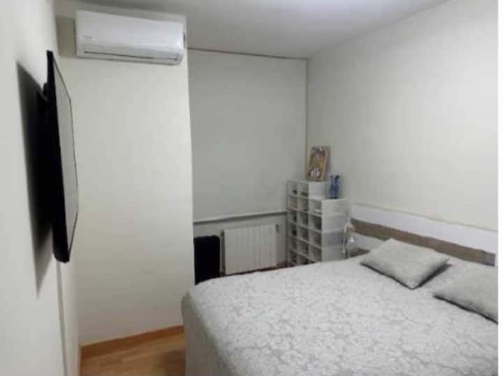 Cozy Apartment Near Uab Sant Cugat And Barcelona - Sabadell