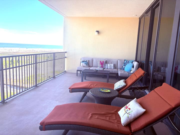 Fall Discounts! Beach Front Views! Most Amenities! - Dauphin Island, AL