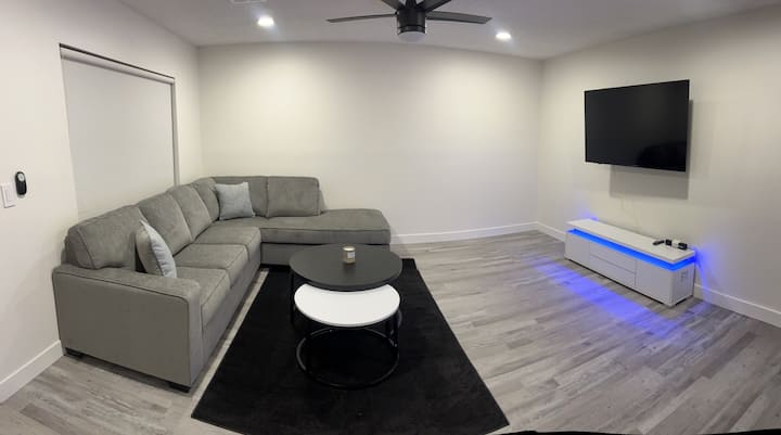 Fully Renovated Condo With A Pool - Indio, CA