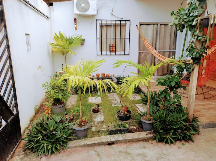 Suíte Aconchegante: C/ Ar Condi, Wi-fi Garagem.01 - Santana, Brazil