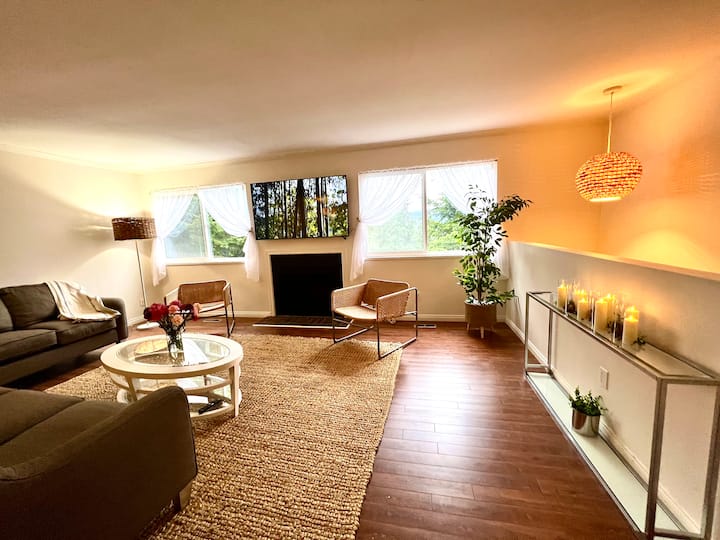 Spacious And Cozy Home - Coquitlam