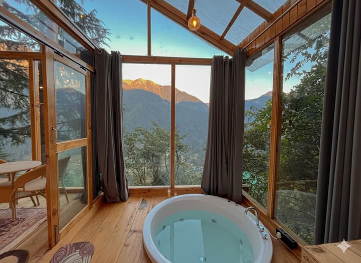 Erosia - Luxury Treehouse Retreat Jibhi - Himachal Pradesh