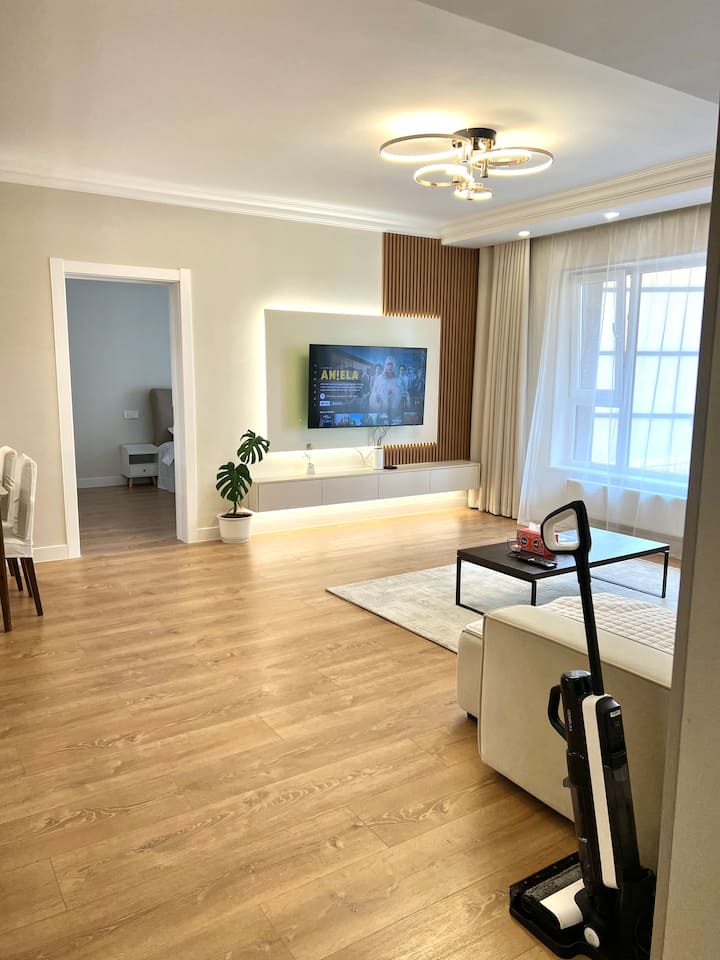 New, High-end, 2br Apt Next To Korean Embassy - Ulaanbaatar