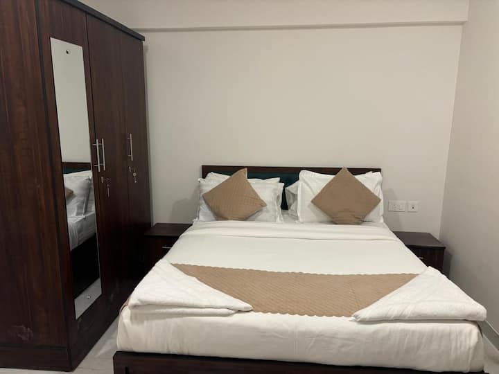 2bhk Apartment In Near Airport 1 - Mumbai
