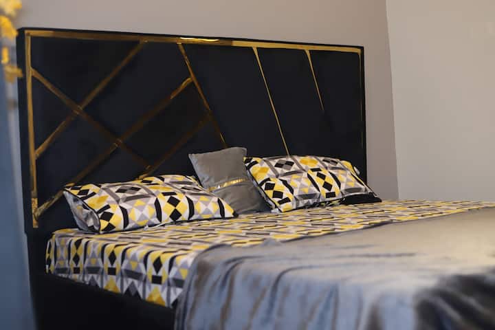 Affordable 1-bed  Apt In E-11/4 Near F-11 Markaz. - Islamabad