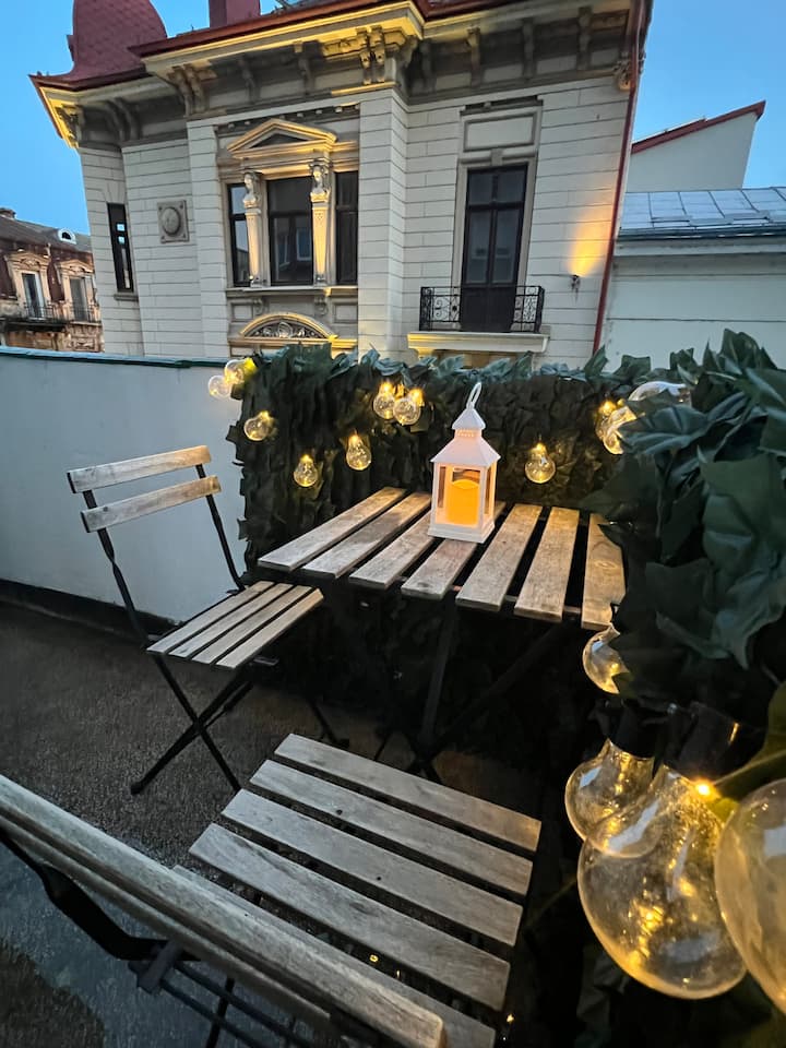 Middle Old Town Apartment - Bukarest