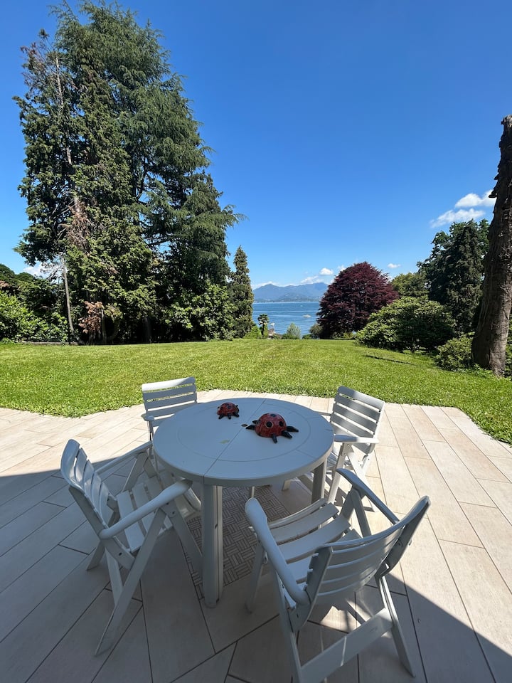 Villa Con Accesso Al Lago E Giardino Esclusivo - Arona, Italy
